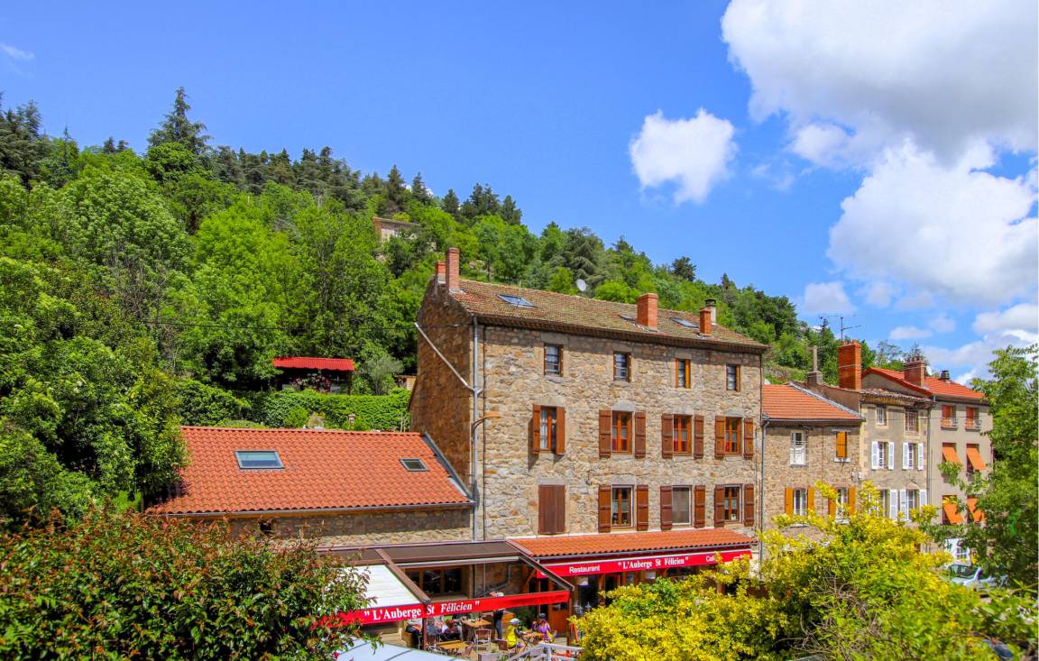 78 M² Appartement ∙ 2 Chambres ∙ 6 Personnes - Saint-Victor
