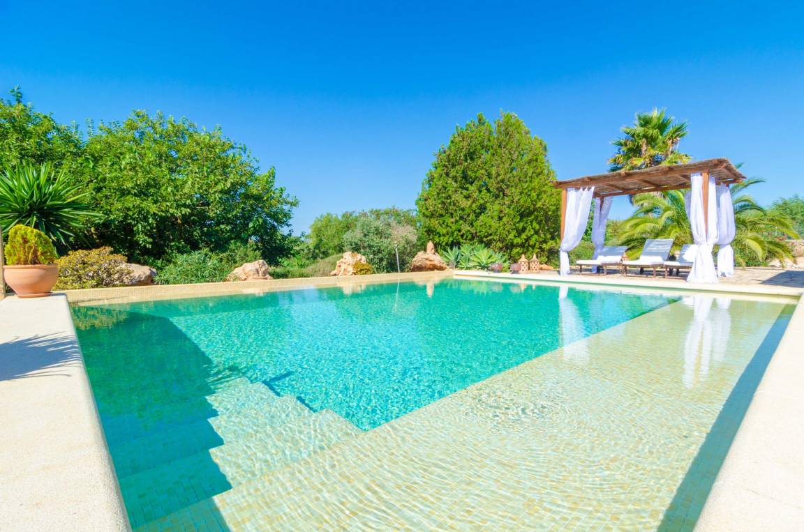 370 M² Villa ∙ 3 Bedrooms ∙ 6 Guests - Porto Cristo