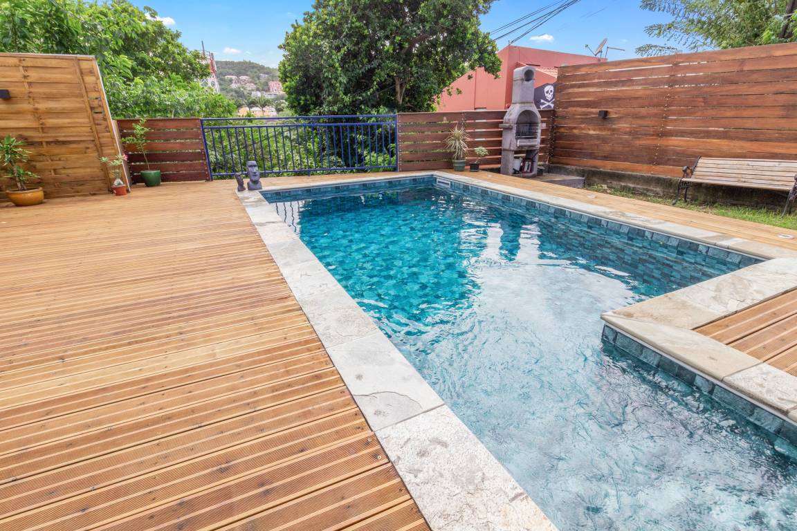 90 M² Villa ∙ 2 Chambres ∙ 4 Personnes - Fort-de-France