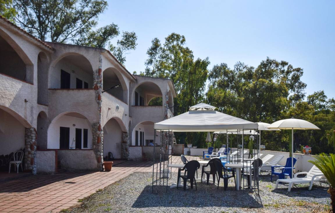 60 M² Apartment ∙ 2 Bedrooms ∙ 5 Guests - Parghelia