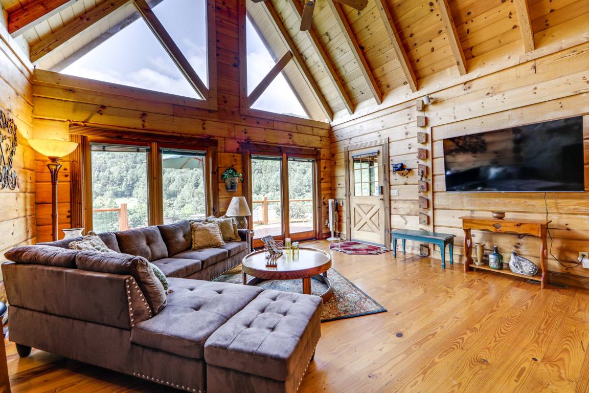 157 M² House ∙ 3 Bedrooms ∙ 8 Guests - Highlands, NC