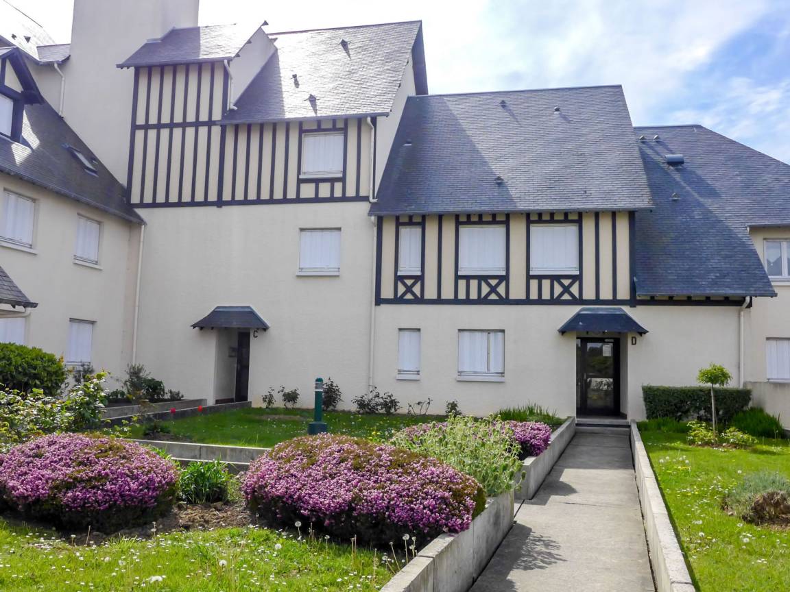 36 M² House ∙ 1 Bedroom ∙ 4 Guests - Cabourg