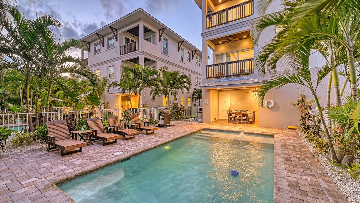 345 M² House ∙ 8 Bedrooms ∙ 24 Guests - Siesta Key, FL
