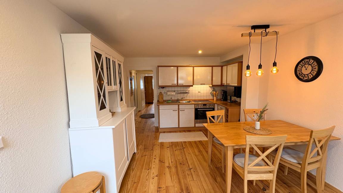 46 M² Ferienwohnung ∙ 1 Schlafzimmer ∙ 4 Gäste - Münstertal/Schwarzwald