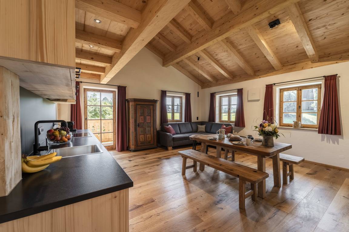 63 M² Ferienwohnung ∙ 2 Schlafzimmer ∙ 5 Gäste - Taching am See