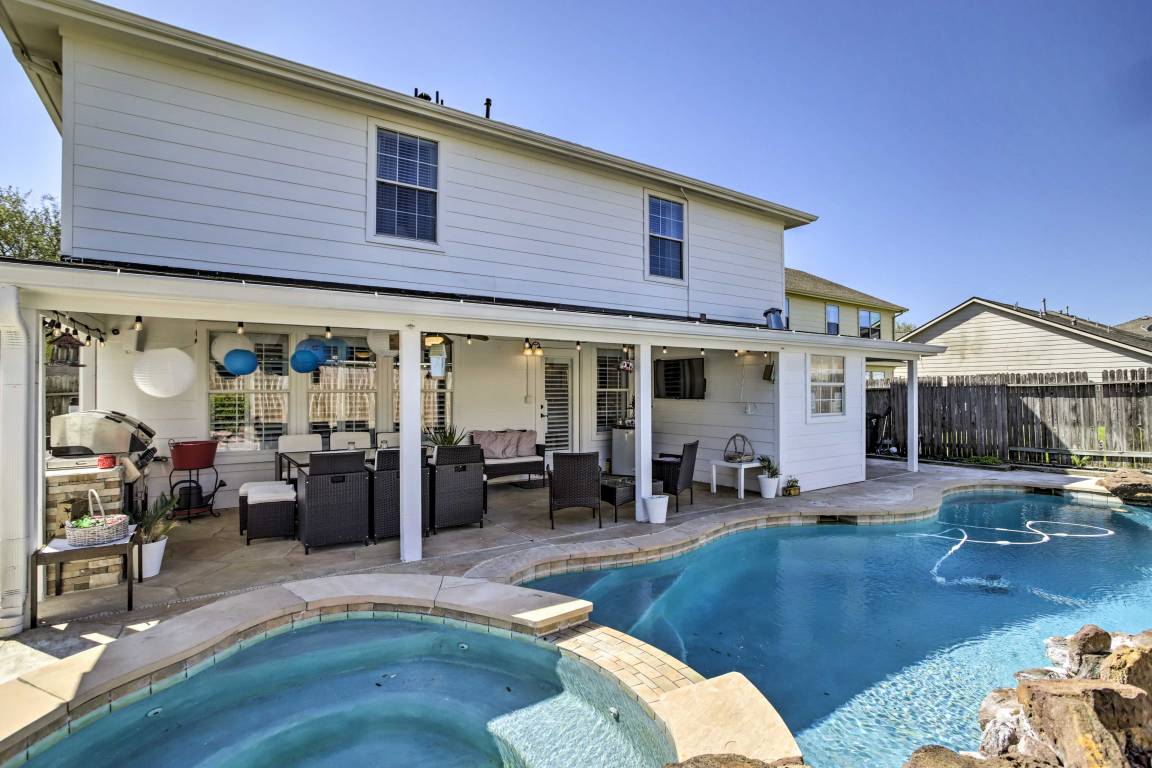 185 M² House ∙ 3 Bedrooms ∙ 8 Guests - Barker Lake, Cypress