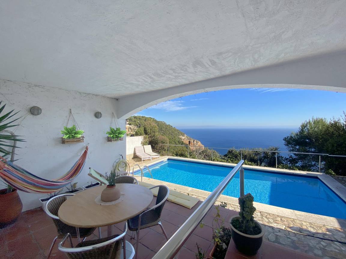 198 M² Cottage ∙ 3 Bedrooms ∙ 6 Guests - Spain