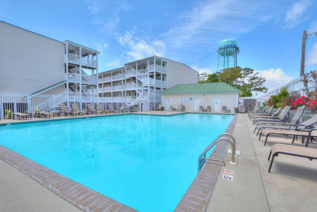 Condo ∙ 4 Bedrooms ∙ 13 Guests - Southport, NC