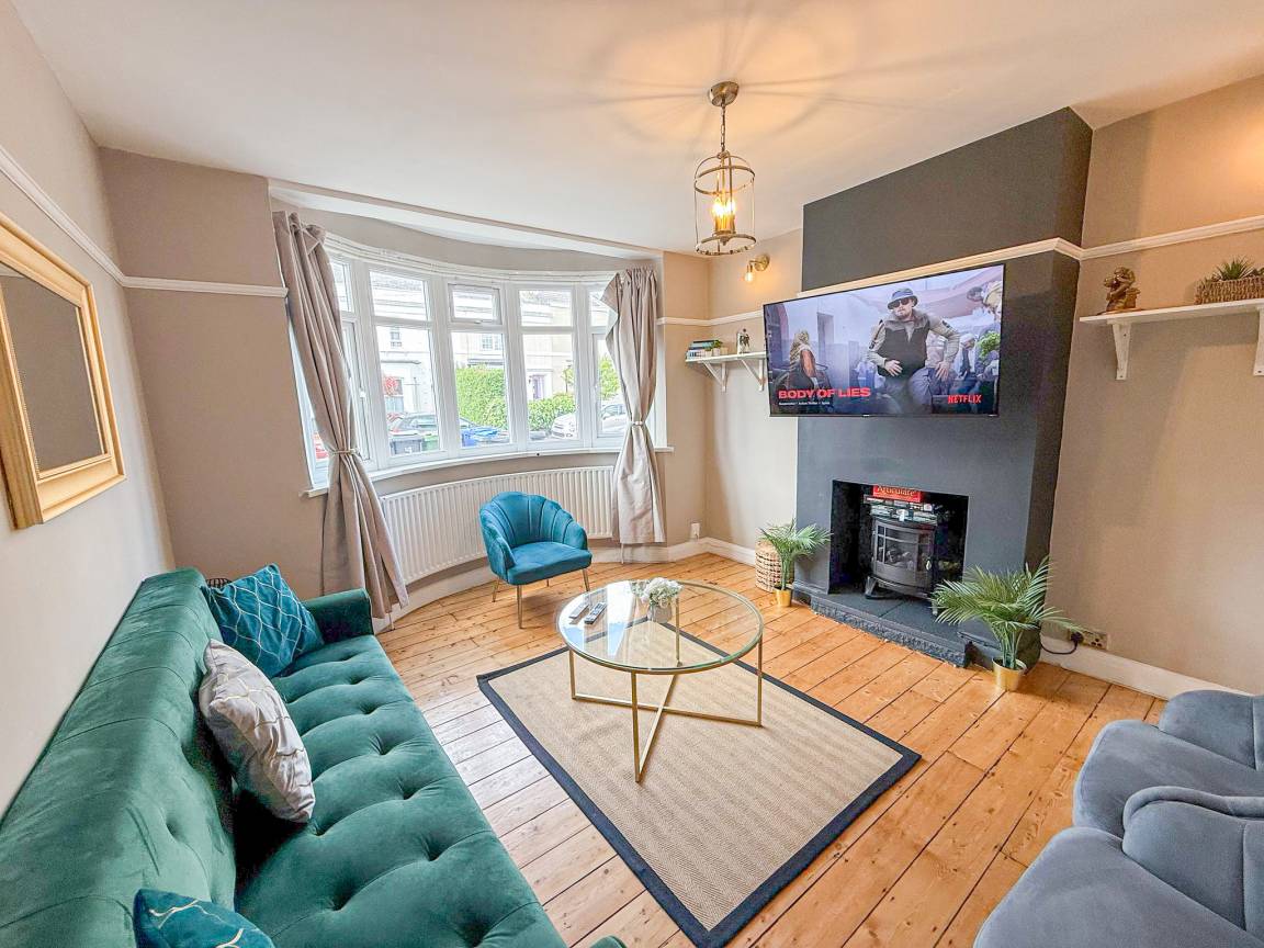 Apartment ∙ 3 Bedrooms ∙ 8 Guests - Chessington World of Adventures Resort