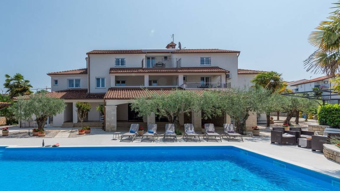 65 M² Ferienwohnung ∙ 2 Schlafzimmer ∙ 4 Gäste - Poreč