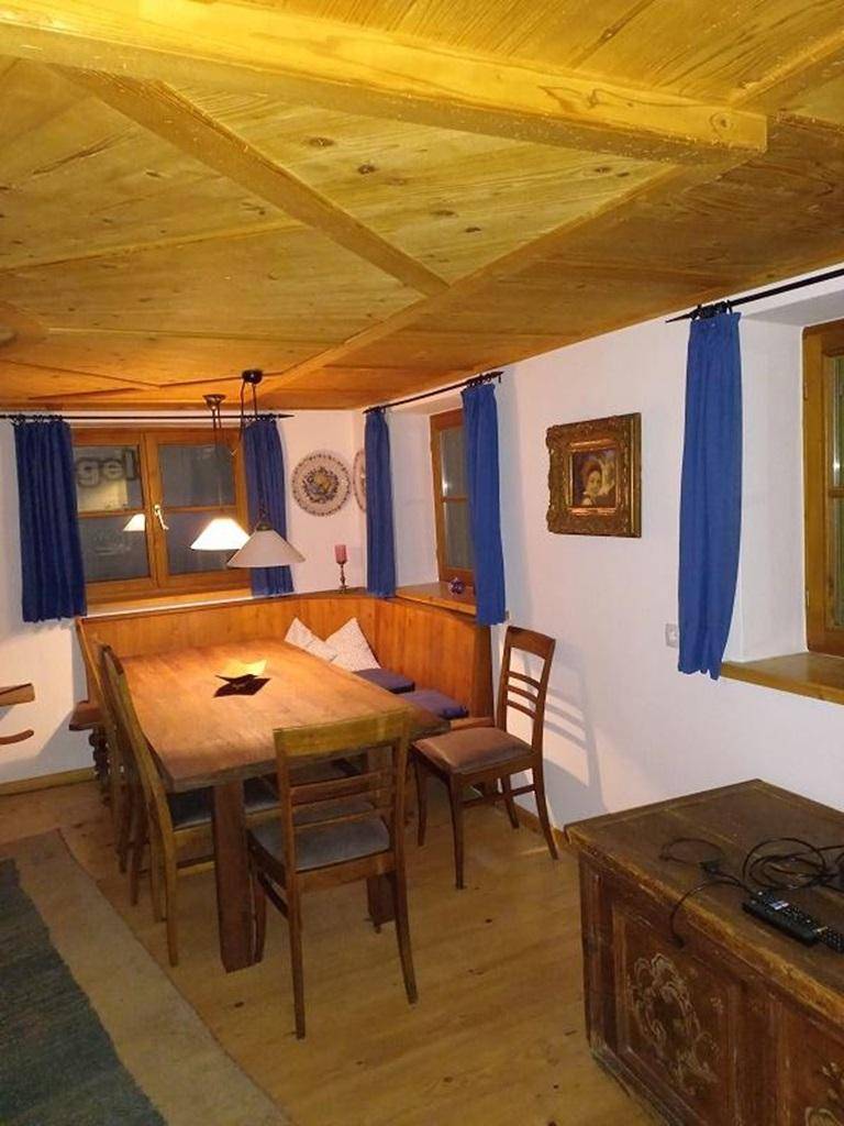 125 M² Ferienwohnung ∙ 2 Schlafzimmer ∙ 4 Gäste - Immenstadt im Allgäu