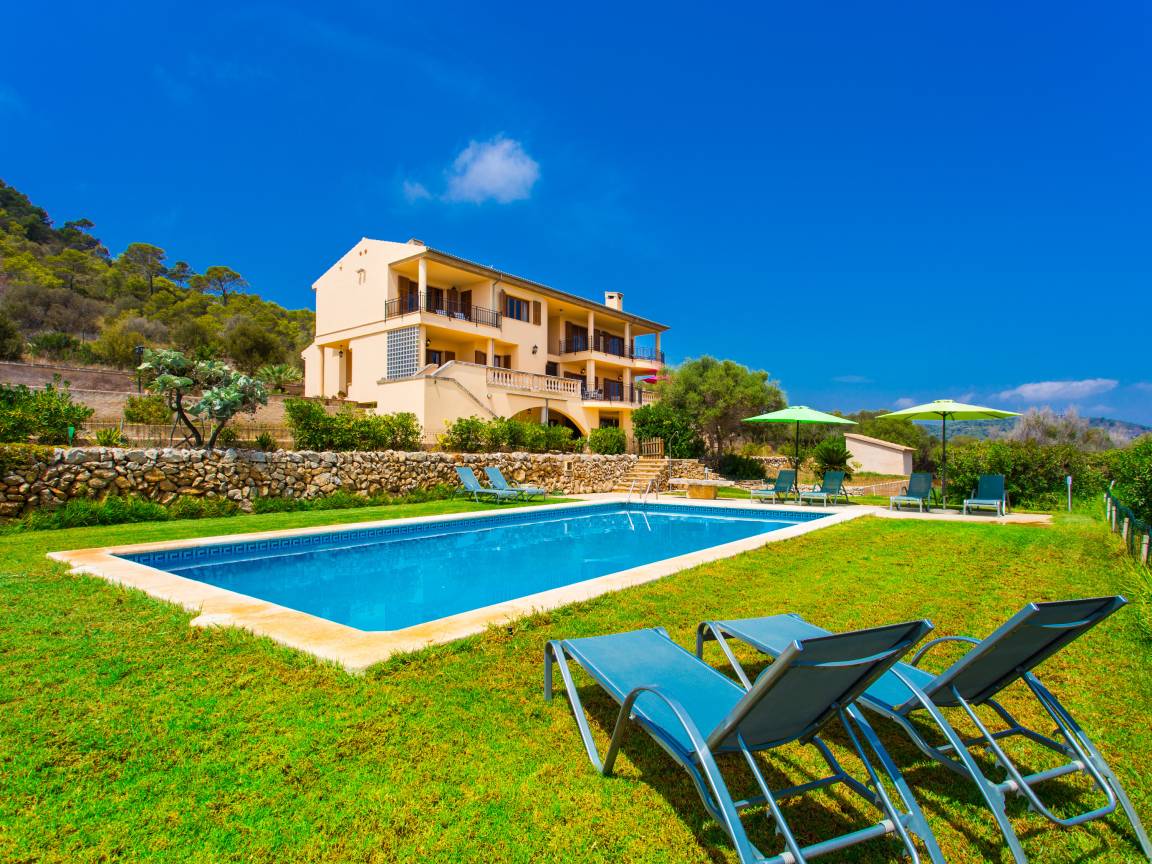 650 M² Casa De Campo ∙ 6 Habitaciones ∙ 12 Huéspedes - Cala Millor