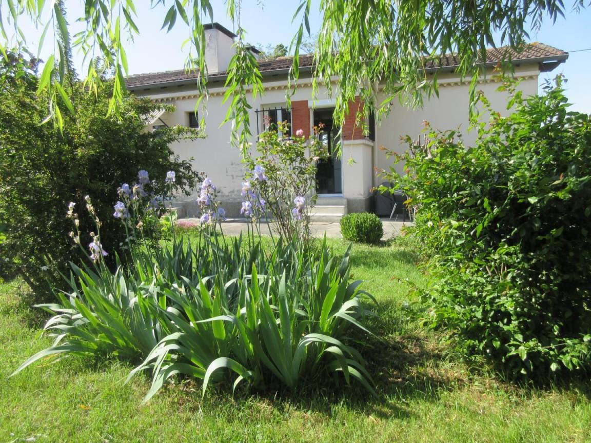 55 M² Gîte ∙ 2 Chambres ∙ 4 Personnes - Saint-Jory