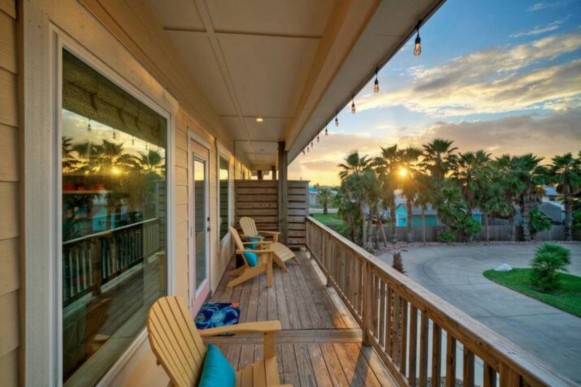 139 M² House ∙ 3 Bedrooms ∙ 10 Guests - Port Aransas, TX