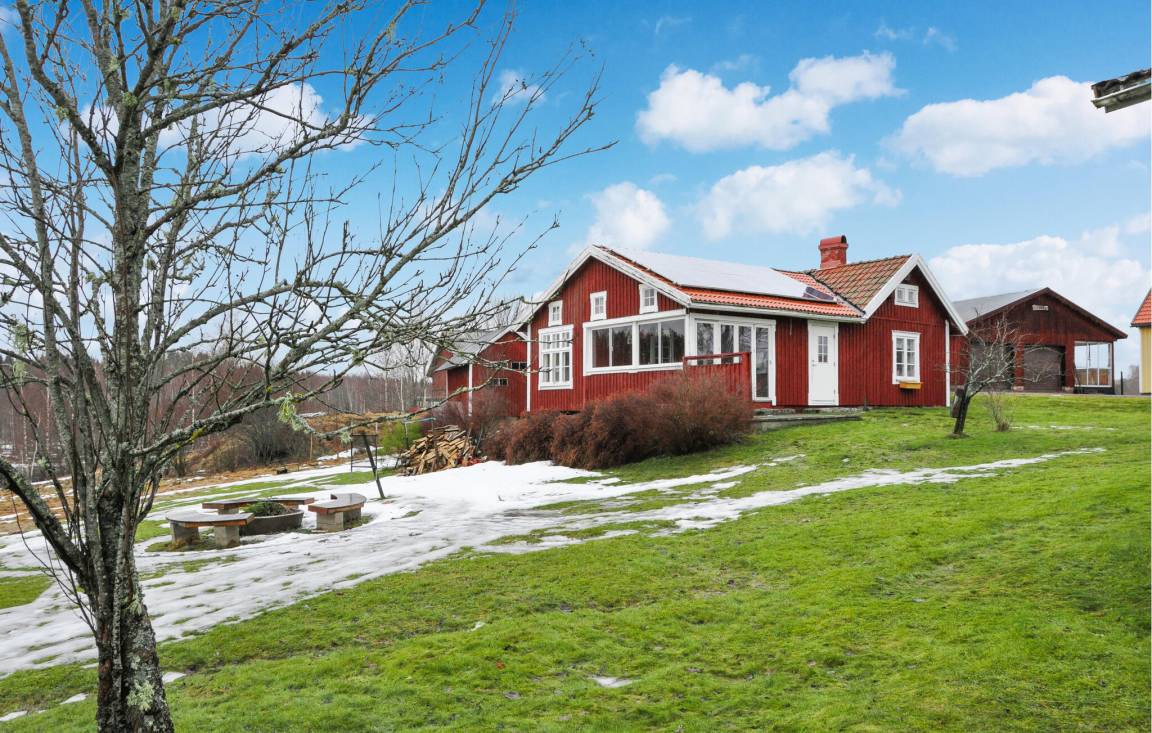 60 M² Hus ∙ 1 Sovrum ∙ 6 Gäster - Årjäng
