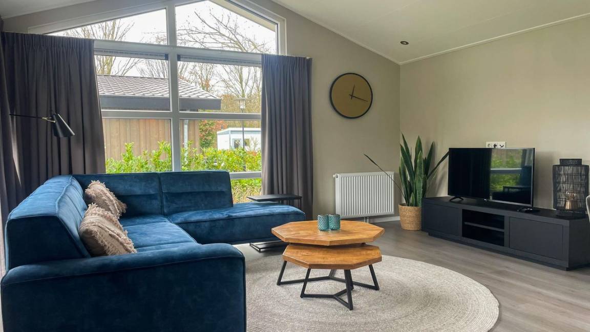 66 M² Ferienhaus ∙ 2 Schlafzimmer ∙ 4 Gäste - Eindhoven