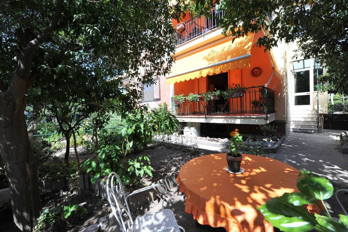 70 M² Casa ∙ 1 Camera Da Letto ∙ 5 Ospiti - Piano di Sorrento