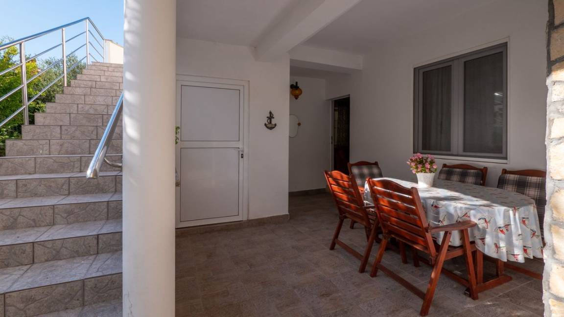 33 M² Apartment ∙ 2 Bedrooms ∙ 5 Guests - Zadar
