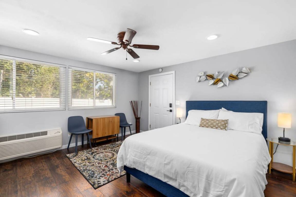 Apartment ∙ 1 Bedroom ∙ 2 Guests - Arnold, MO