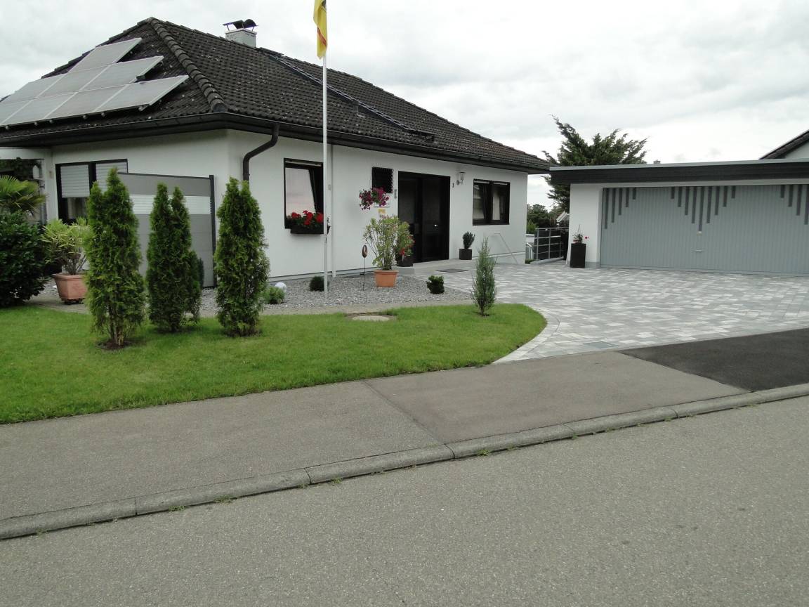 63 M² Ferienwohnung ∙ 1 Schlafzimmer ∙ 4 Gäste - Hechingen