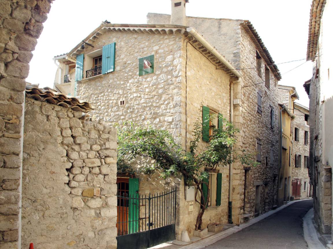 34 M² Appartement ∙ 1 Chambre ∙ 2 Personnes - Buis-les-Baronnies
