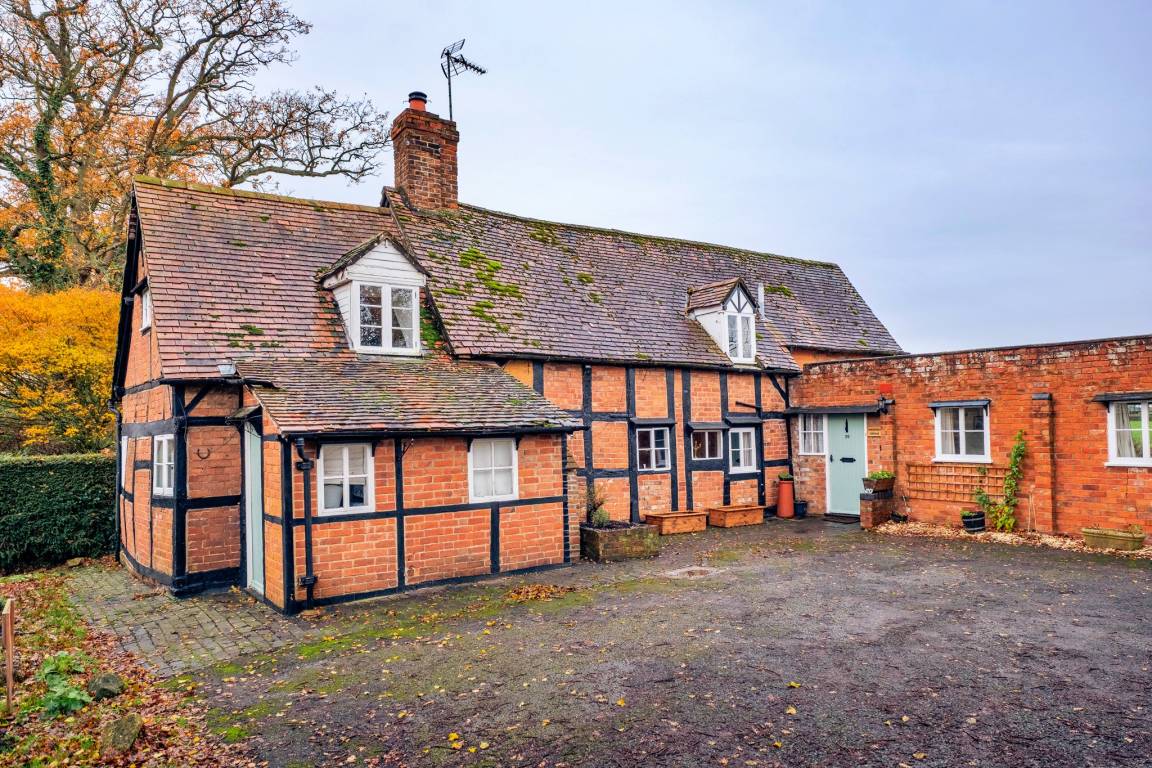 160 M² Cottage ∙ 5 Chambres ∙ 10 Personnes - Tewkesbury