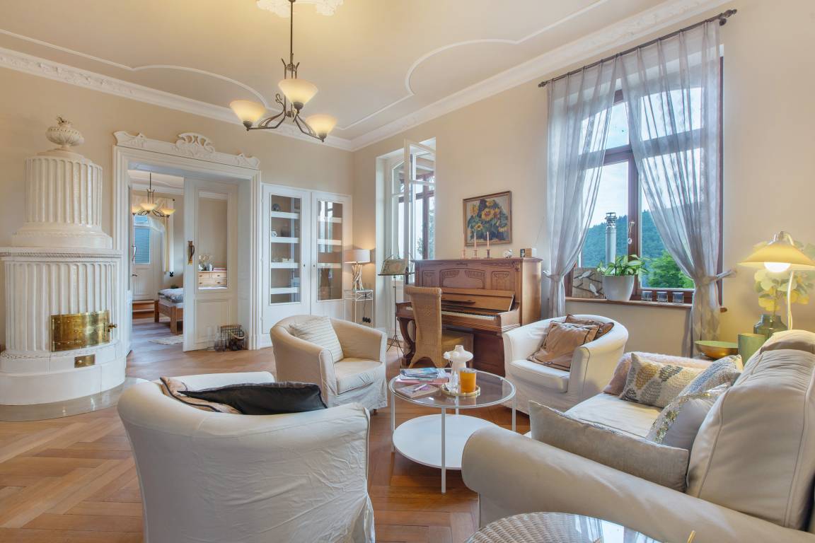 100 M² Ferienwohnung ∙ 1 Schlafzimmer ∙ 2 Gäste - Badenweiler