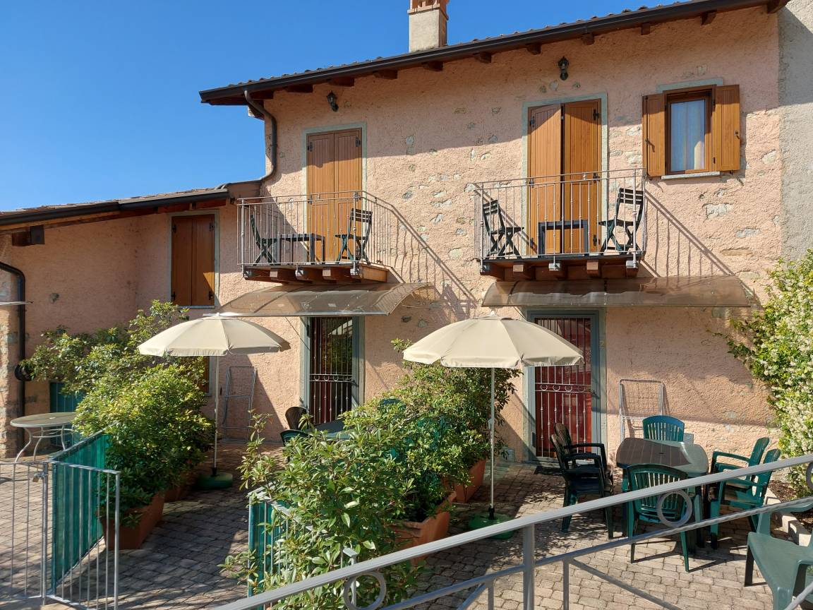 60 M² Apartment ∙ 2 Bedrooms ∙ 5 Guests - Limone Sul Garda