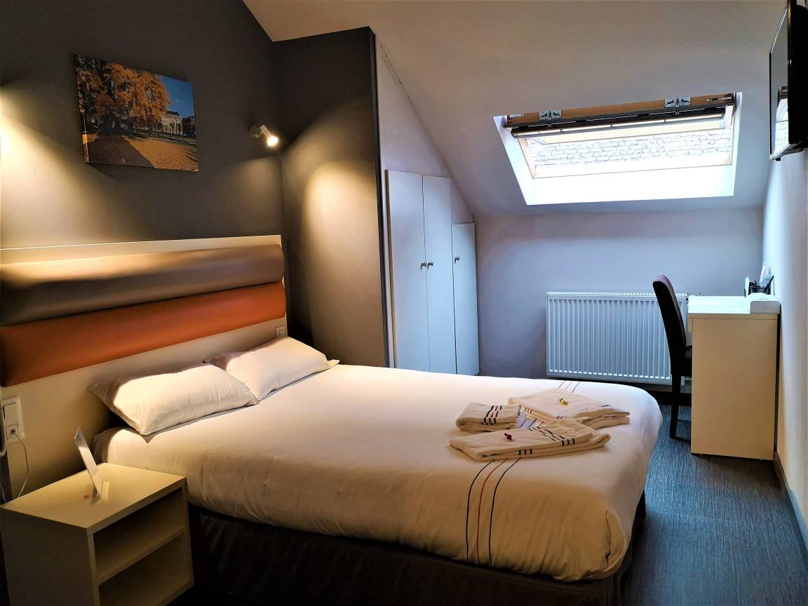 Hotel ∙ 1 Habitación ∙ 2 Huéspedes - Estrasburgo