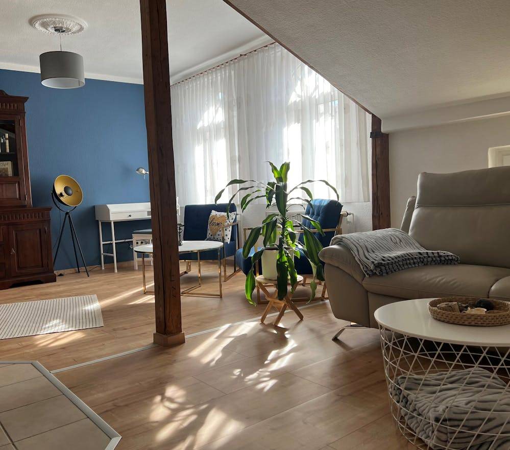 65 M² Ferienwohnung ∙ 1 Schlafzimmer ∙ 2 Gäste - Leipzig
