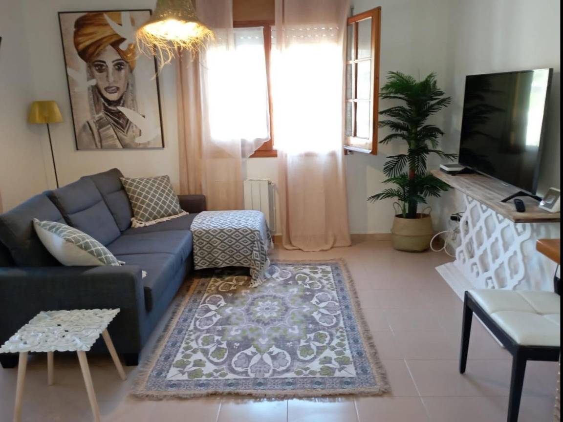 100 M² Villa ∙ 4 Habitaciones ∙ 8 Huéspedes - Casteldefels