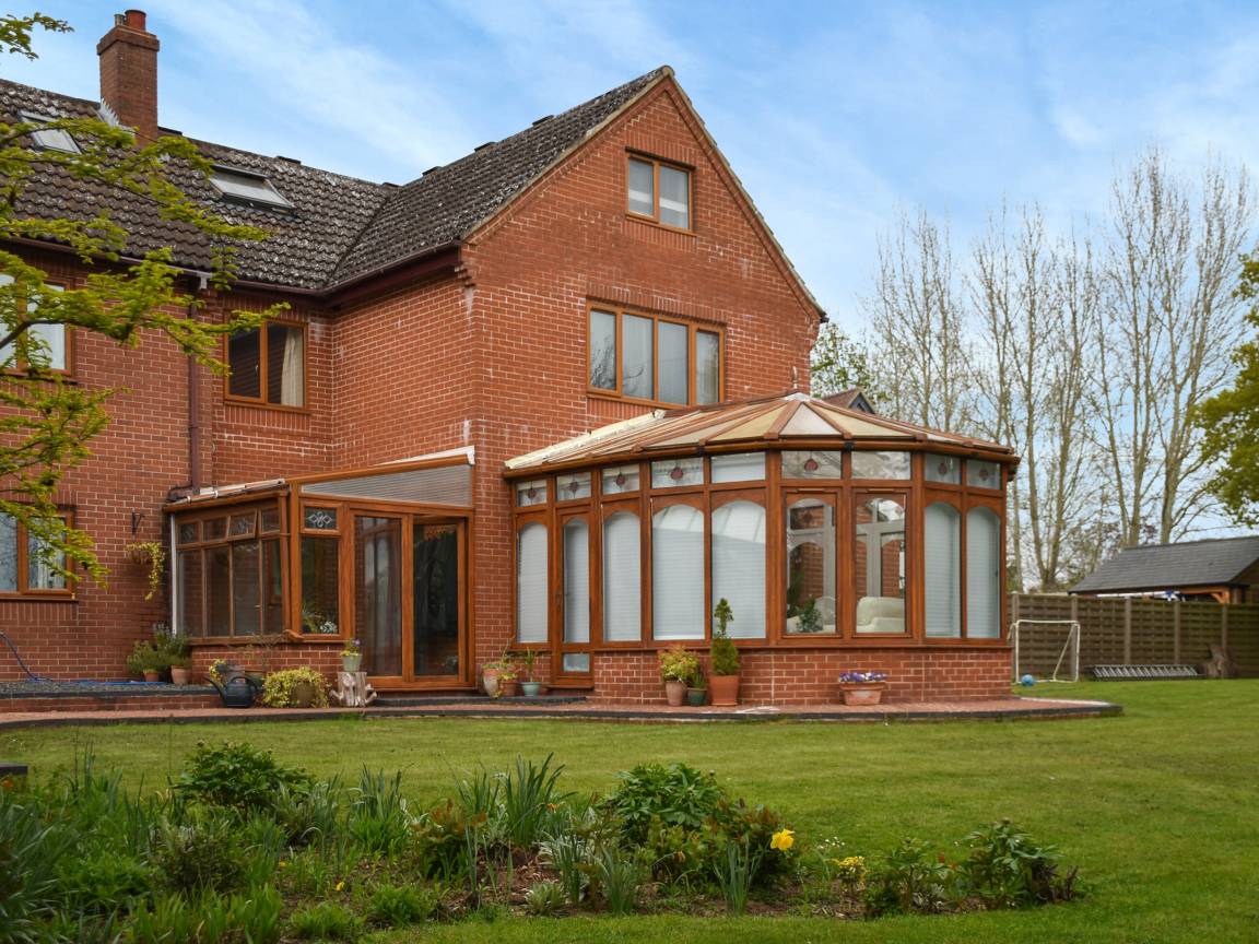 Cottage ∙ 3 Bedrooms ∙ 7 Guests - Norwich