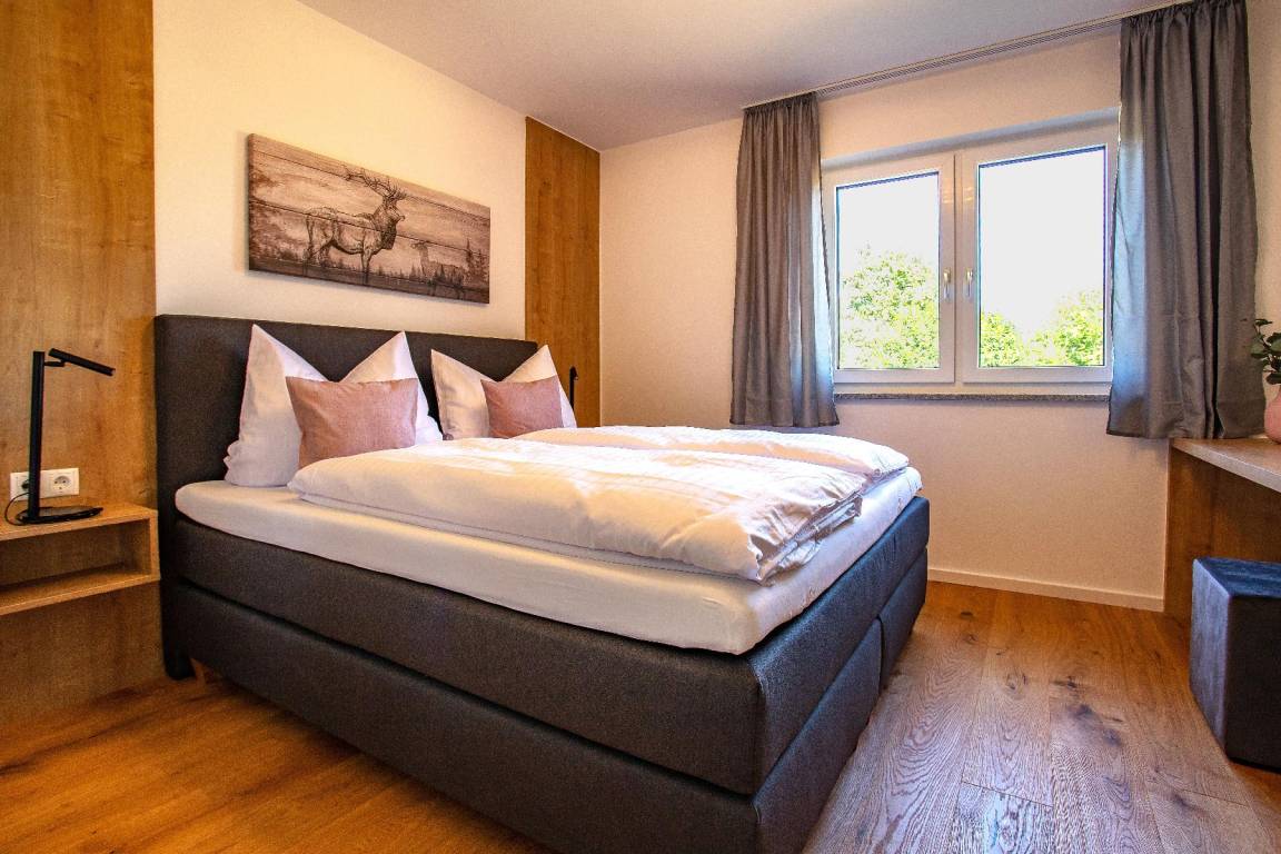 Ferienwohnung ∙ 2 Schlafzimmer ∙ 4 Gäste - Falkenstein