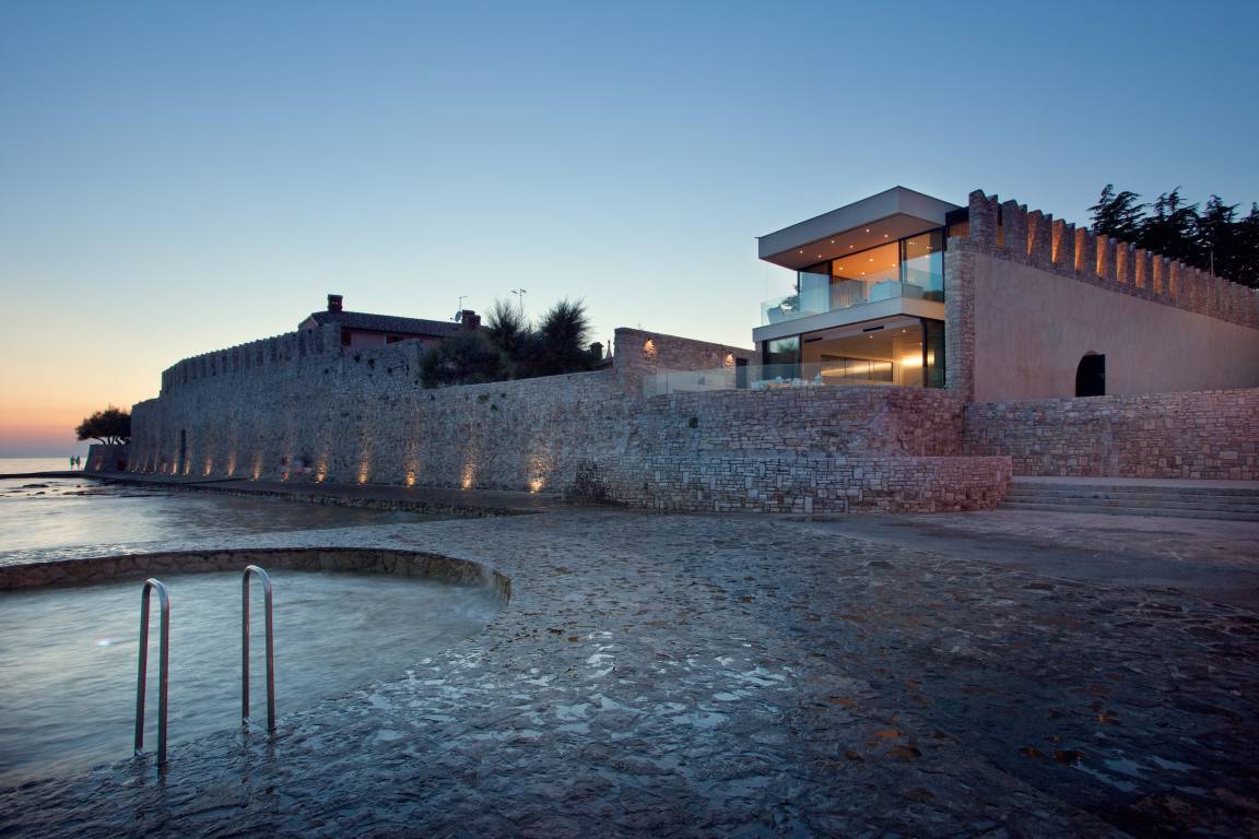 Villa ∙ 4 Bedrooms ∙ 8 Guests - Novigrad