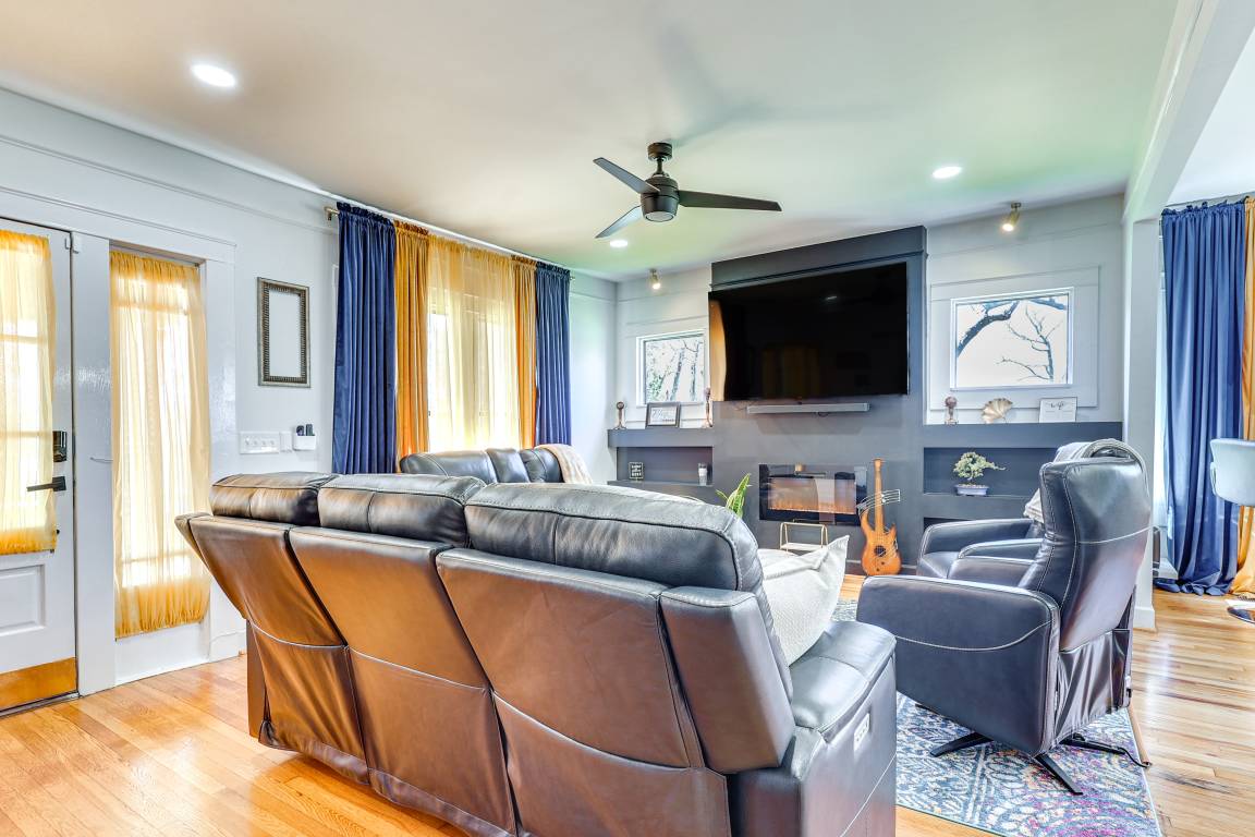 154 M² House ∙ 4 Bedrooms ∙ 10 Guests - UAB, Birmingham