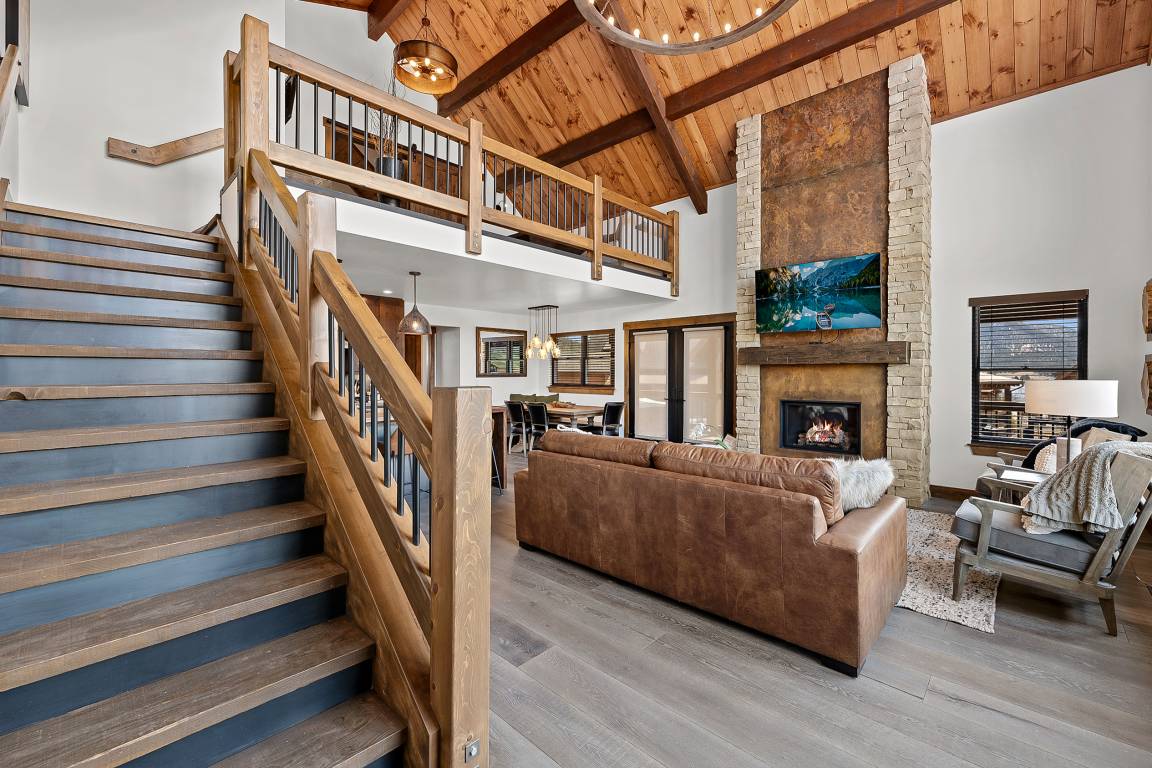 147 M² Cabin ∙ 2 Bedrooms ∙ 6 Guests - Estes Park