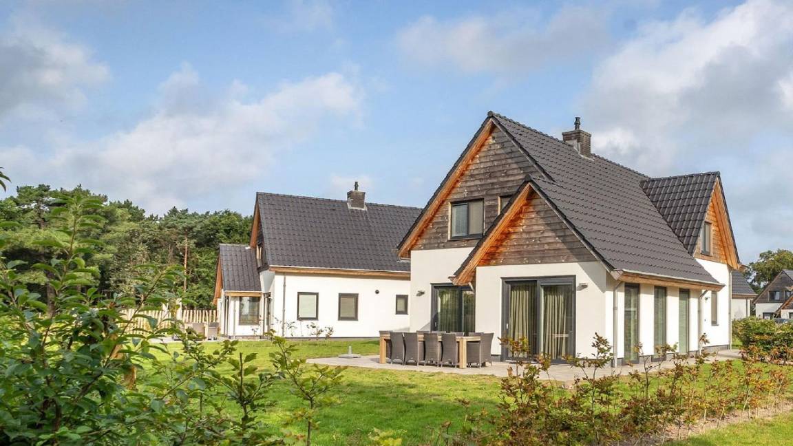 150 M² Ferienwohnung ∙ 4 Schlafzimmer ∙ 8 Gäste - Texel