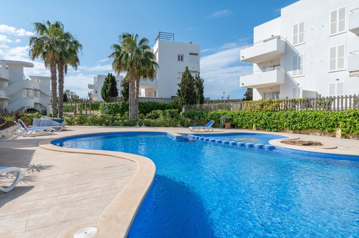 70 M² Apartment ∙ 2 Bedrooms ∙ 3 Guests - Portocolom