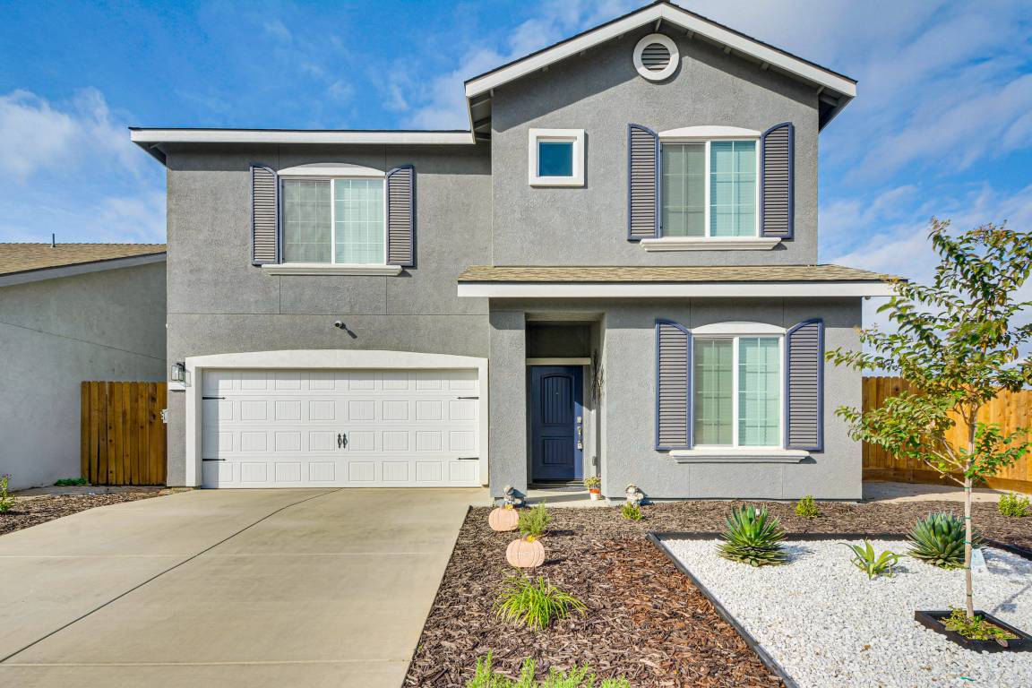 207 M² House ∙ 4 Bedrooms ∙ 10 Guests - Madera, CA