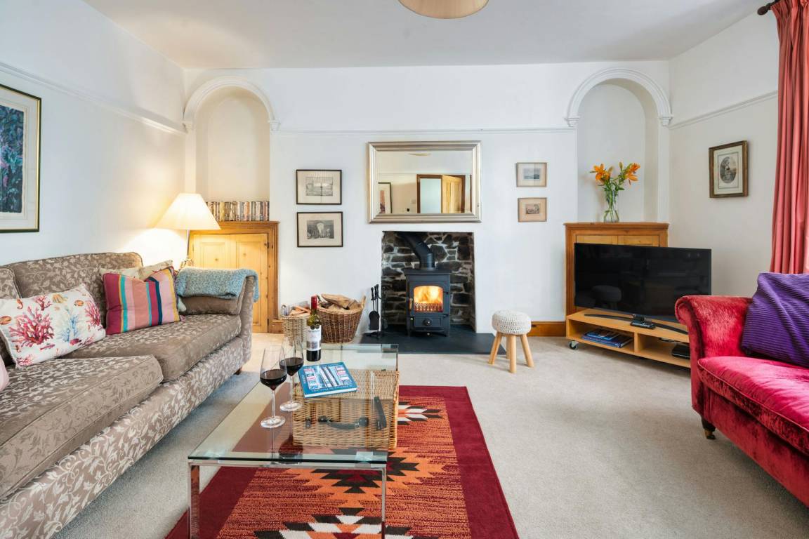 366 M² Cottage ∙ 3 Bedrooms ∙ 6 Guests - New Quay