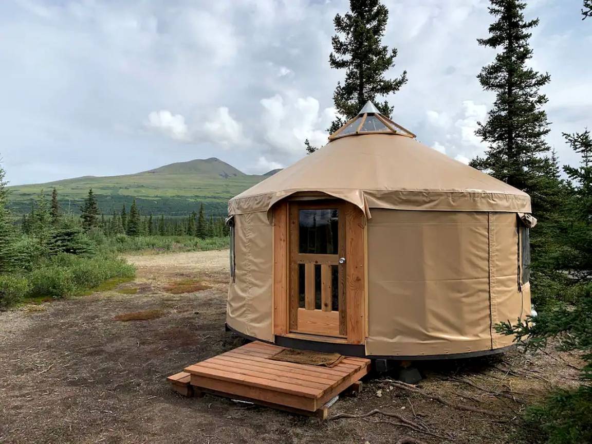 Camping ∙ 1 Bedroom ∙ 4 Guests - Alaska