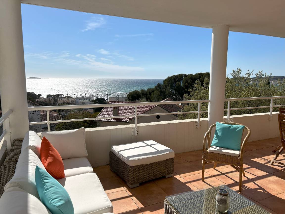 85 M² Apartment ∙ 2 Bedrooms ∙ 6 Guests - Six-Fours-les-Plages