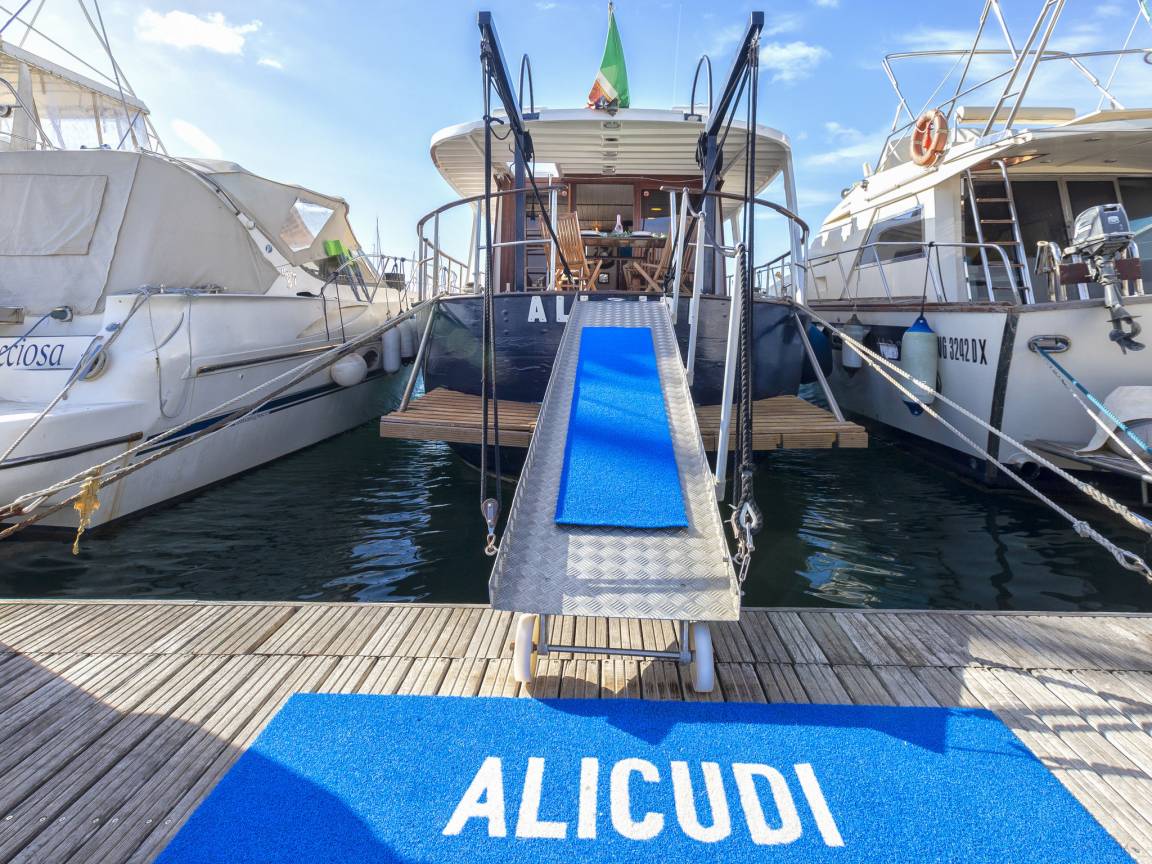 Maison De Vacances ∙ 3 Chambres ∙ 12 Personnes - Alghero