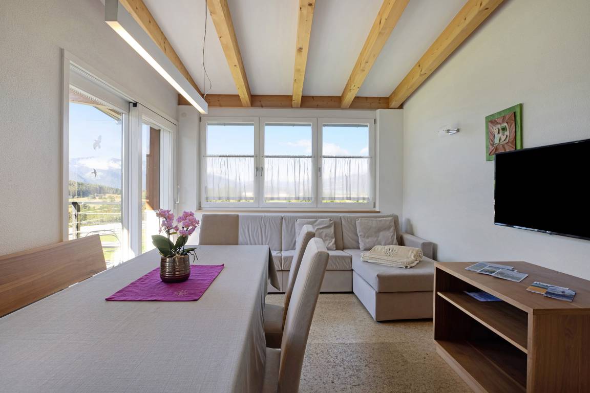 90 M² Apartment ∙ 3 Bedrooms ∙ 6 Guests - Bruneck