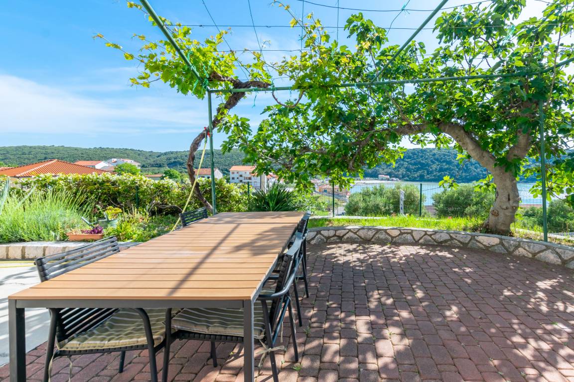 65 M² Appartamento ∙ 2 Camere Da Letto ∙ 5 Ospiti - Supetarska Draga