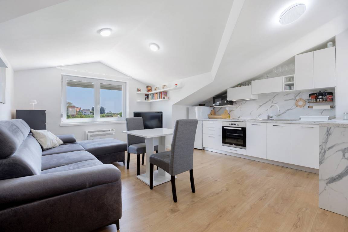 35 M² Apartament ∙ 1 Sypialnia ∙ 3 Gości - Novigrad