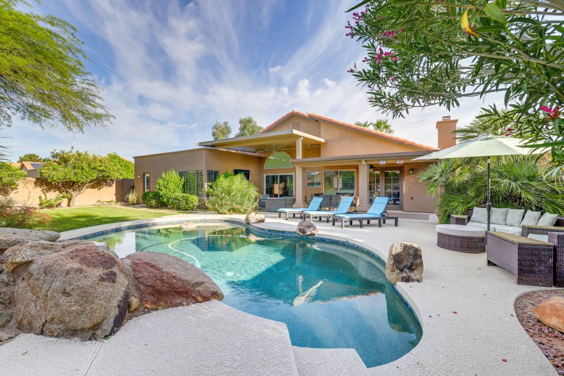 213 M² House ∙ 4 Bedrooms ∙ 10 Guests - Tempe, AZ
