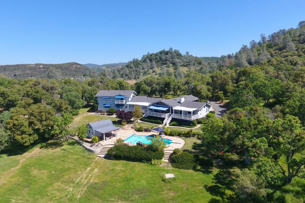 323 M² House ∙ 5 Bedrooms ∙ 12 Guests - Sonora, CA
