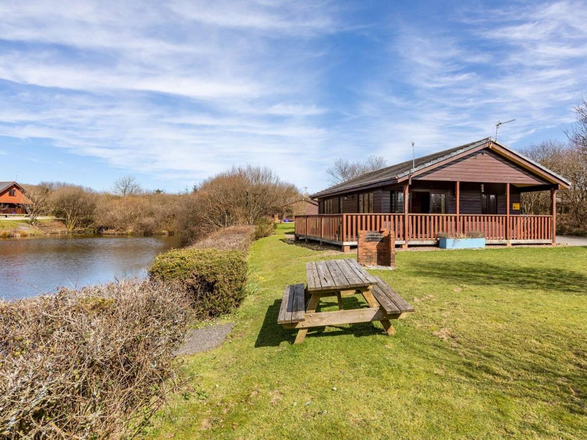 Lodge ∙ 3 Bedrooms ∙ 6 Guests - Cornwall