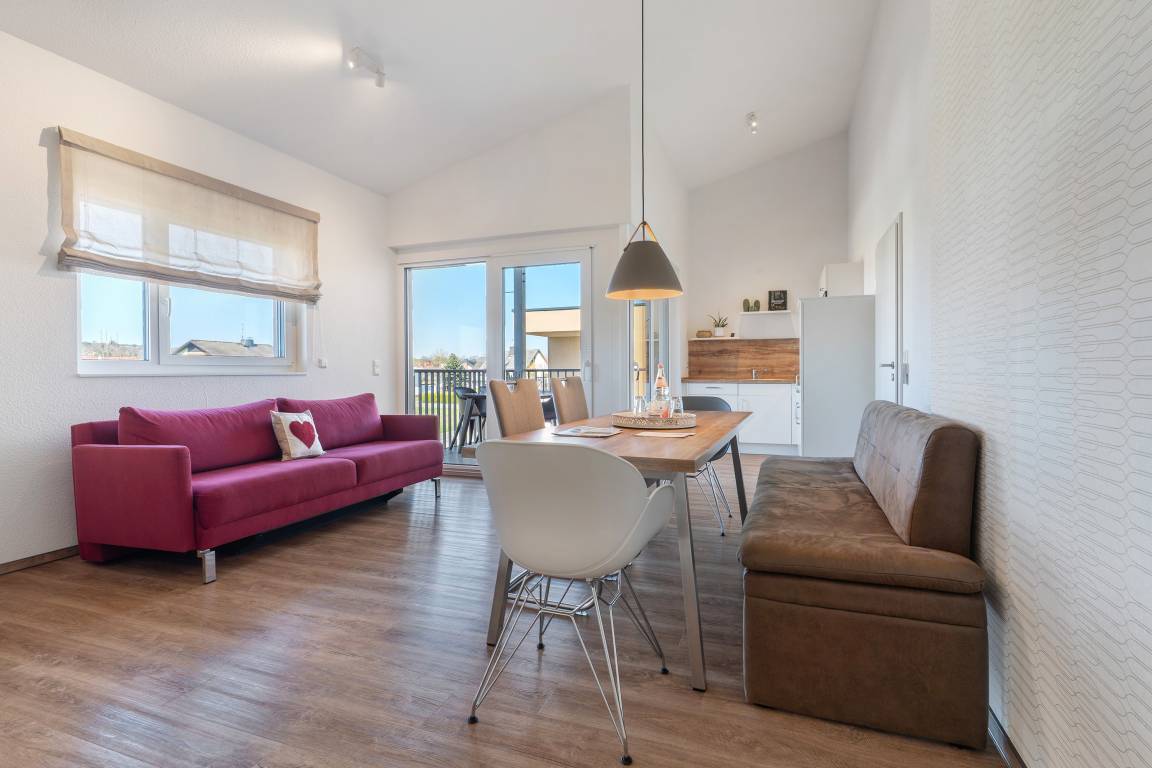 57 M² Ferienwohnung ∙ 2 Schlafzimmer ∙ 6 Gäste - Herbolzheim